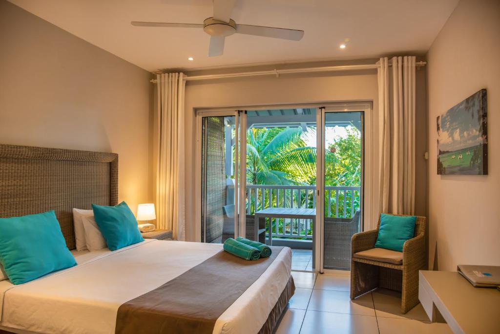 Mon Choisy Beach Resort Insula Mauritius - OcaziiTuristice.ro